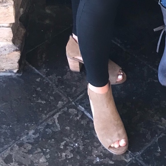 Lucky Brand | Shoes | Size 7 Peep Toe Tan Booties | Poshmark